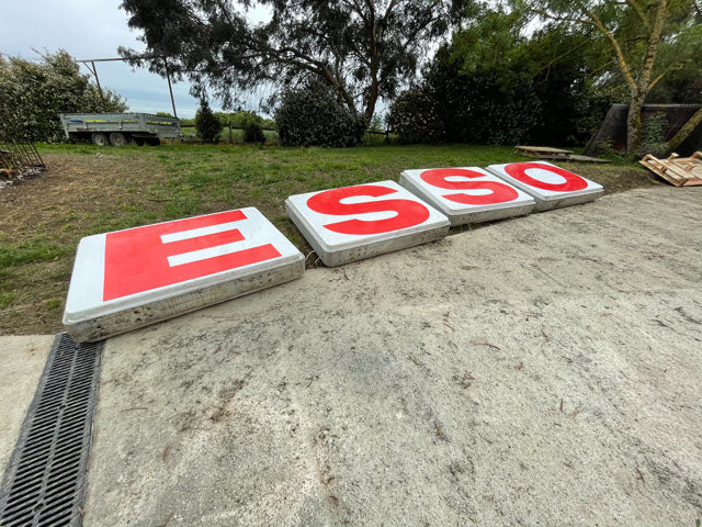 Enseigne ESSO année 80 – BROCANTETENDANCE