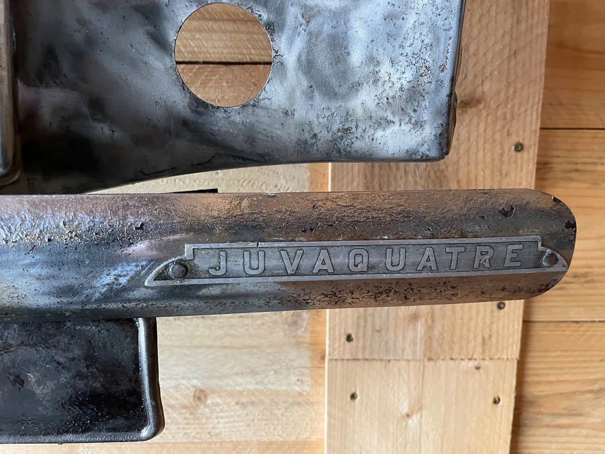 Face avant Renault Juva 4 – BROCANTETENDANCE