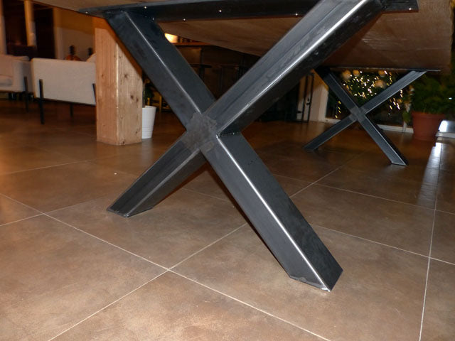 Table design industriel chêne 60 sur mesure bois et métal – BROCANTETENDANCE