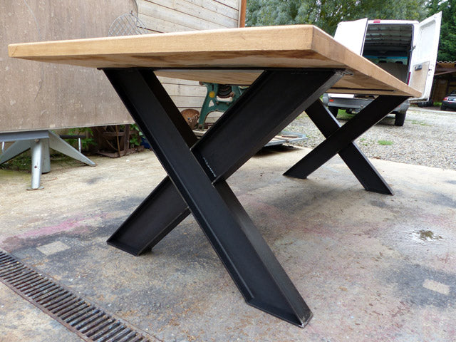 Table industriel pied IPN et chêne sur mesure – BROCANTETENDANCE